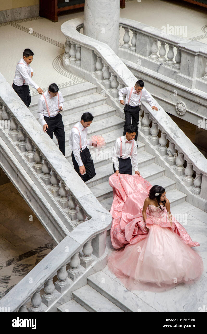 Celebrating Fiesta de quince años (Quinceañera) a girl’s 15th birthday ...