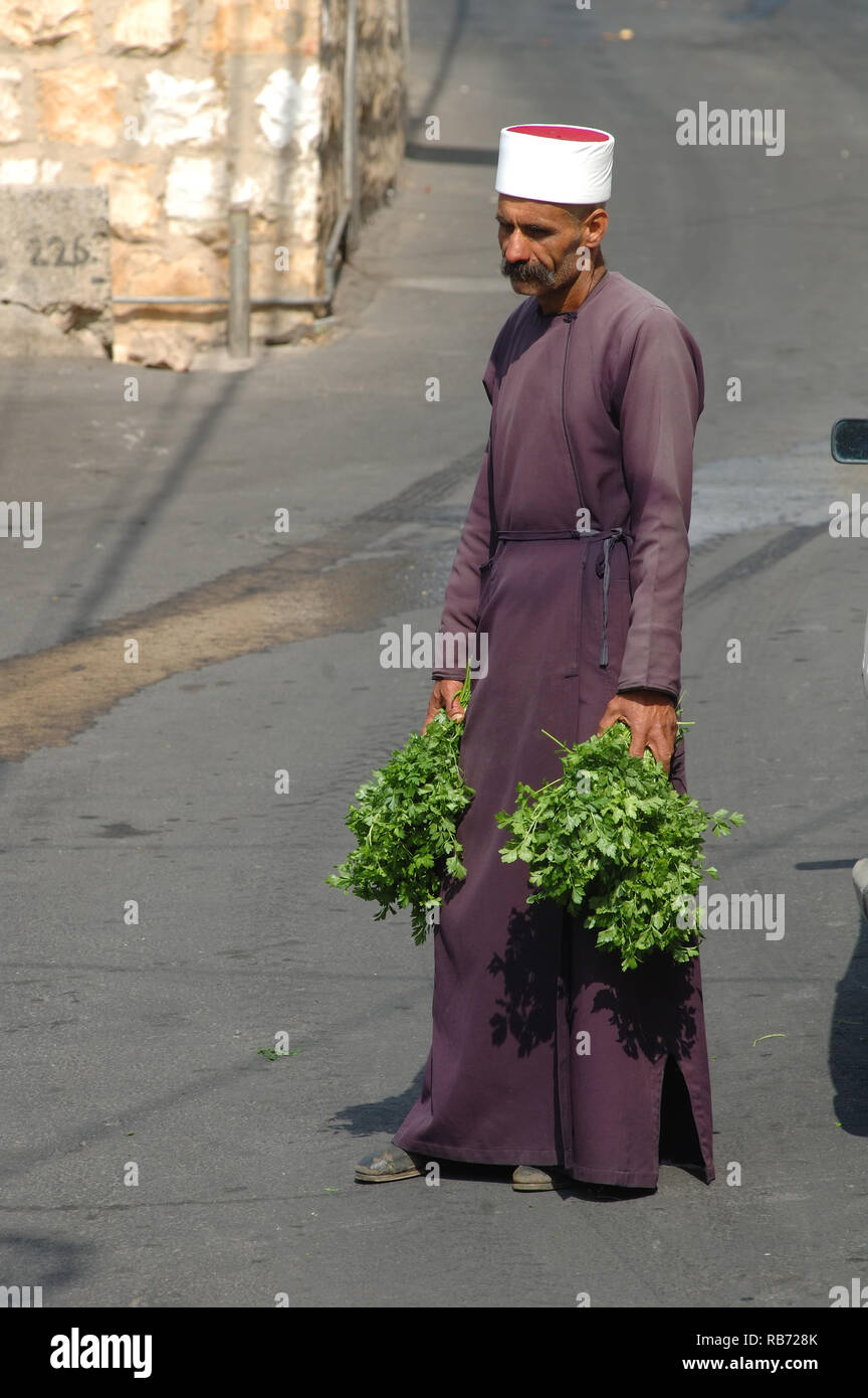 Druz man in traditional cloths, Israel Stock Photo - Alamy