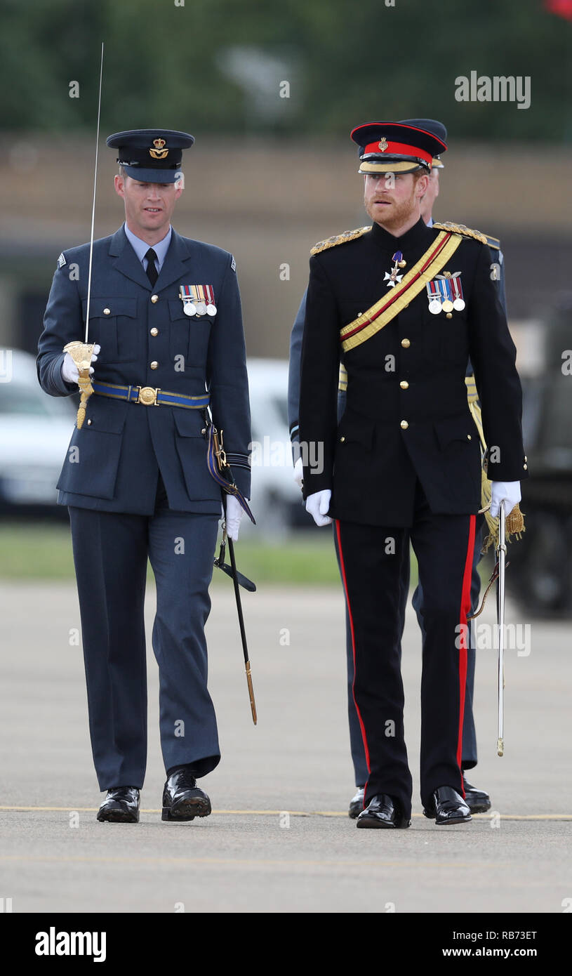 Raf regiment uniform hi-res stock photography and images - Alamy