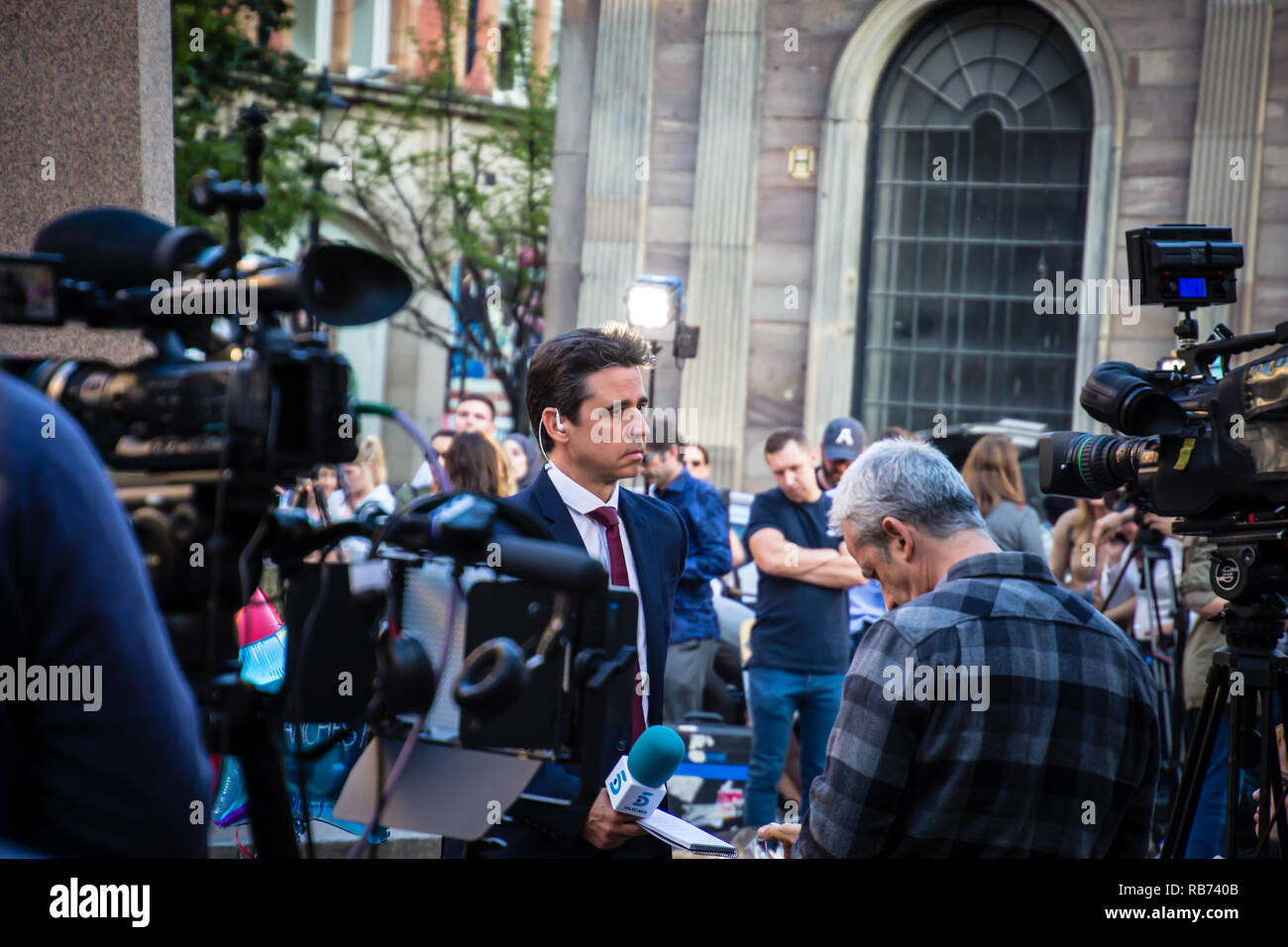 St Ann's Square Manchester Arena Attack Virgil Stock Photo - Alamy