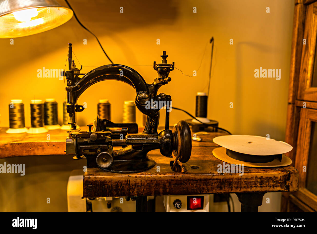 Machine machine hi-res stock photography and images - Alamy