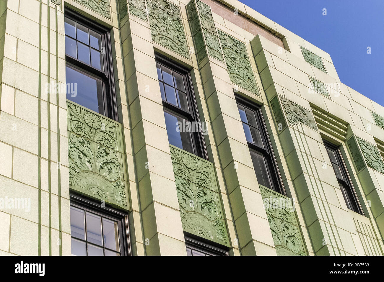 Exterior of Chicago Bee building Stock Photo - Alamy