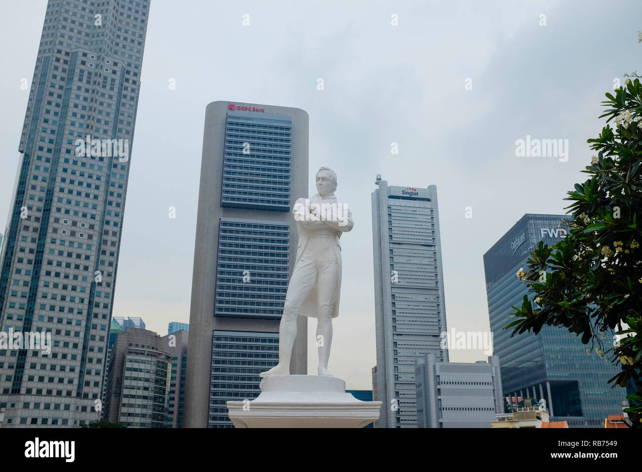Raffles Statue Sir Stamford Raffles High Resolution Stock Photography and Images - Alamy