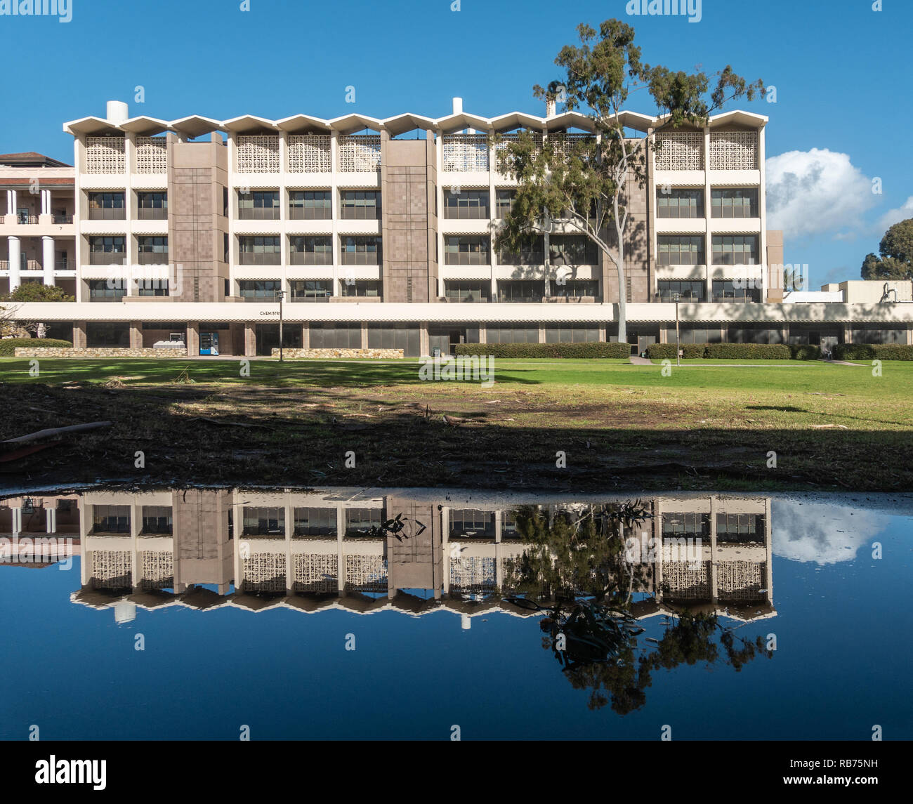 Modern chemistry hi-res stock photography and images - Alamy