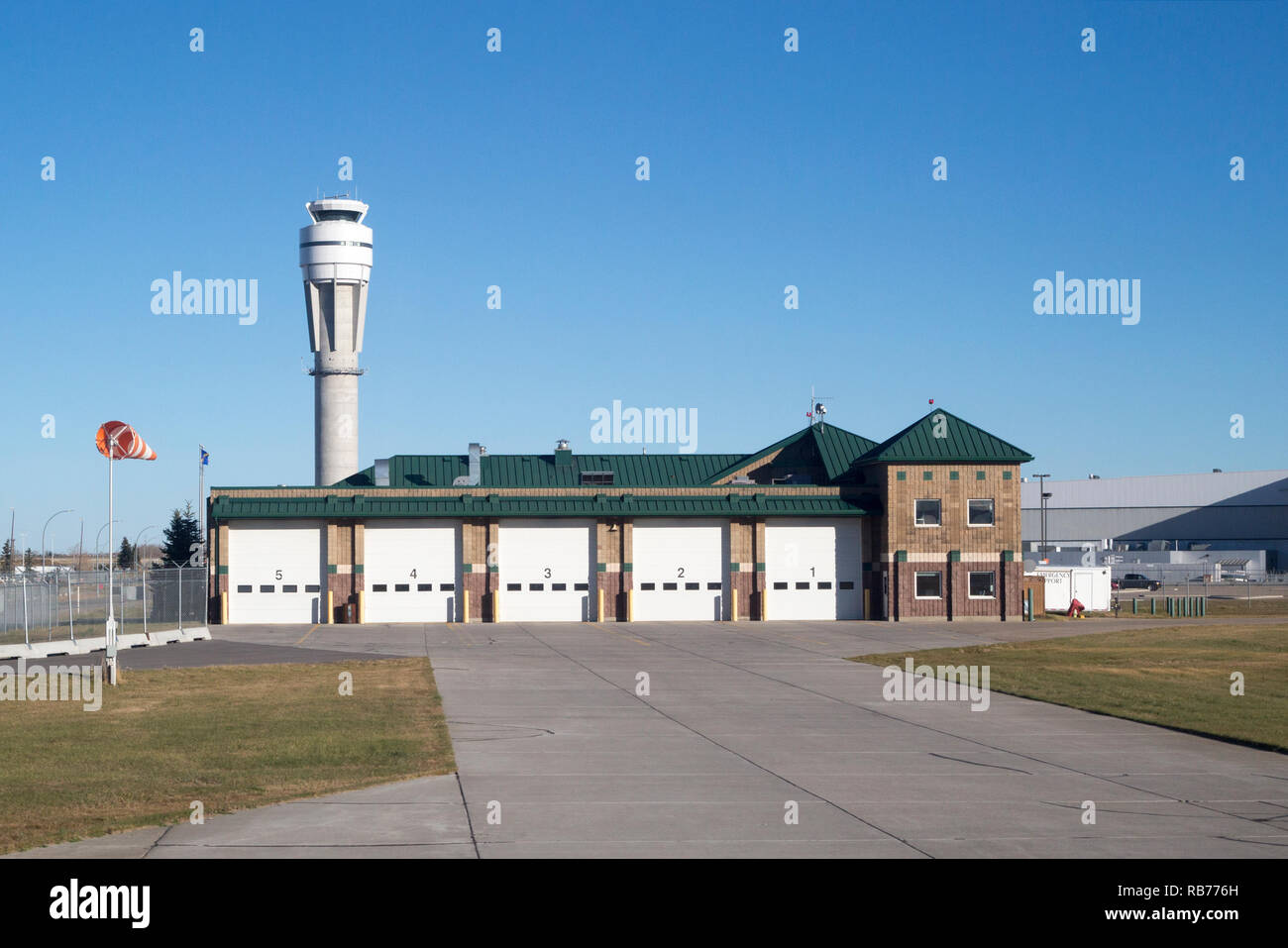 Emergency tower hi-res stock photography and images - Alamy