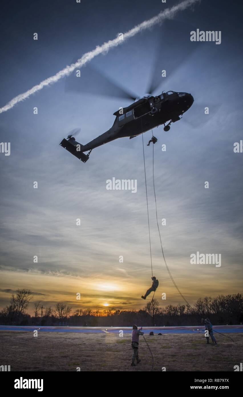 U.S. Air National Guard airman from the 138th and 137th Security Forces ...