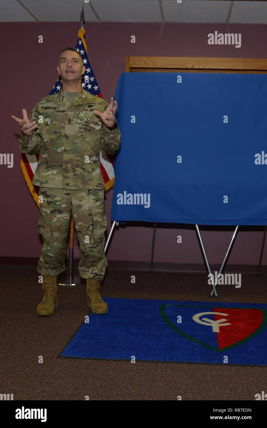 38th infantry division cyclone division hi-res stock photography and ...