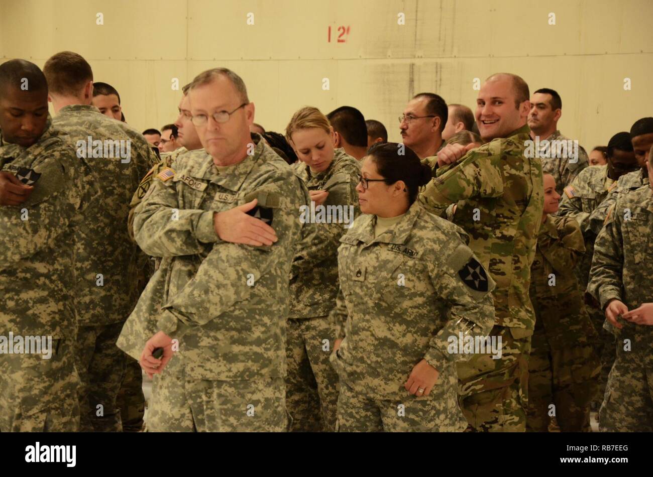 Washington Army National Guard soldiers of the 81st Stryker Brigade ...