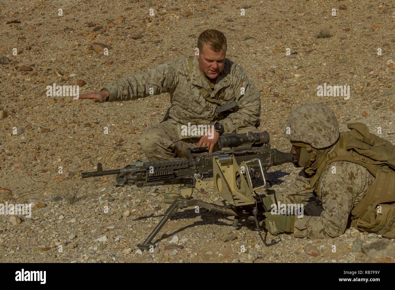 Assistant machine gunners hi-res stock photography and images - Alamy