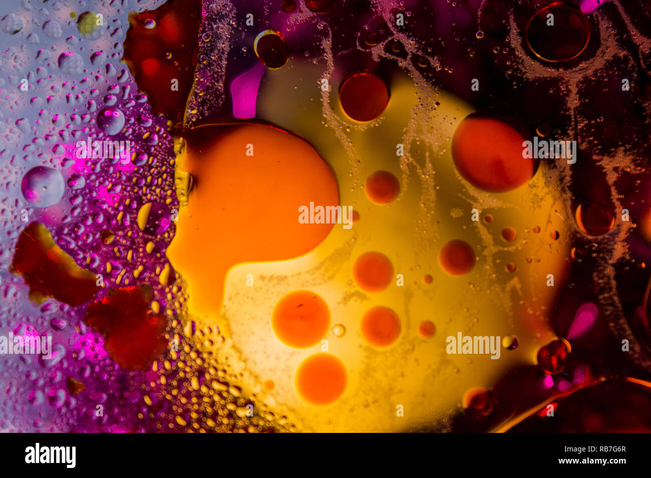 Drops of oil hi-res stock photography and images - Alamy