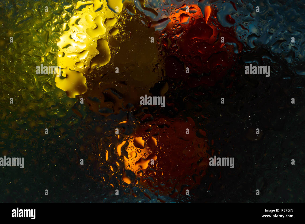 Amazing water splash hi-res stock photography and images - Alamy