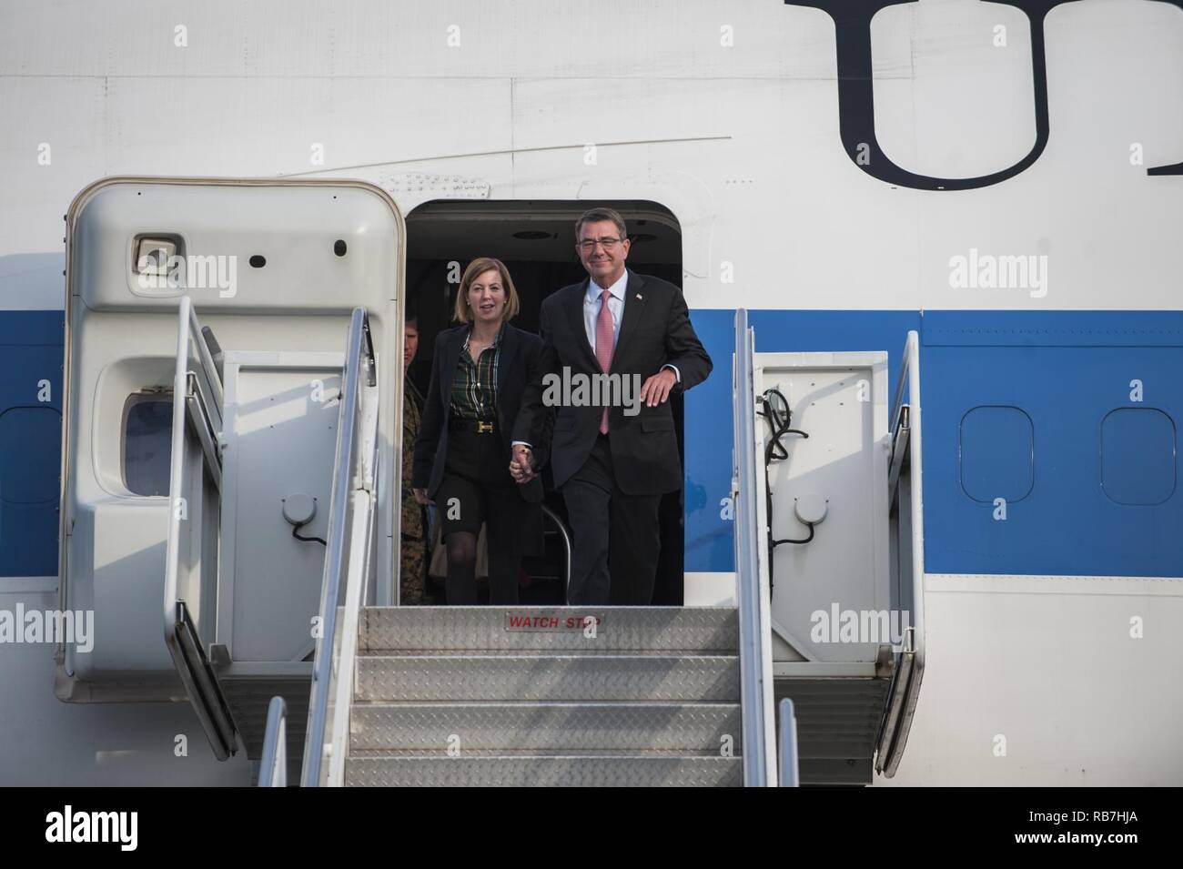 YOKOTA AIR BASE (Dec. 5, 2016) – Secretary of Defense Ash Carter and ... YOKOTA AIR BASE (Dec. 5, 2016) – Secretary of Defense Ash Carter and ...