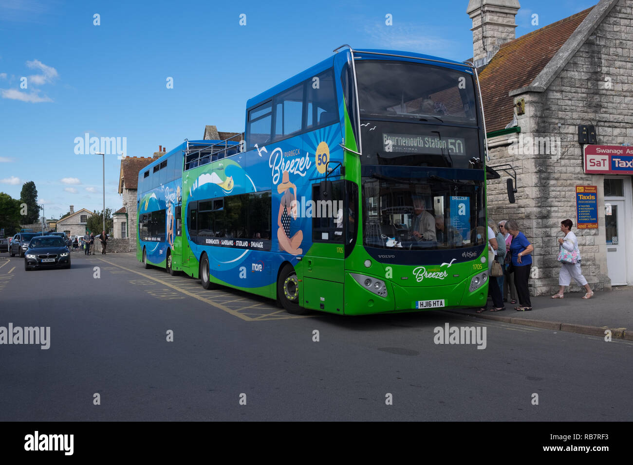 Breezer bus hi-res stock photography and images - Alamy