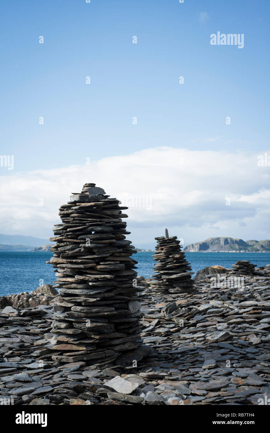Stacks of slate hi-res stock photography and images - Alamy