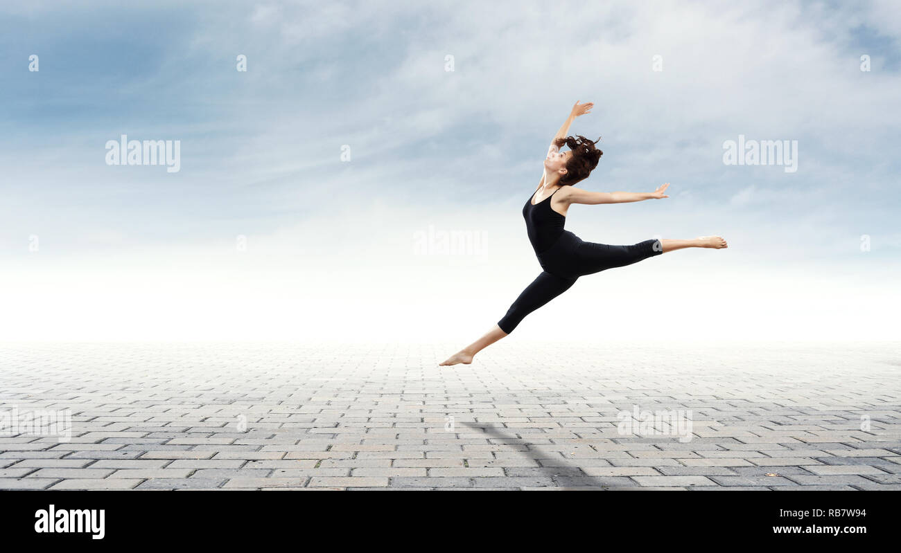 Gymnastics floor leap hi-res stock photography and images - Alamy