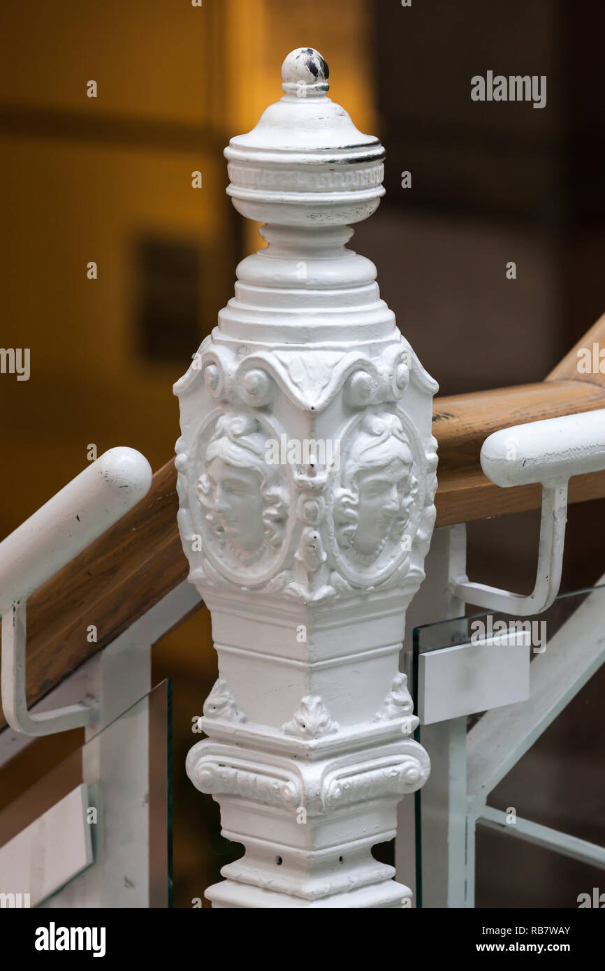 Decorative cast iron hi-res stock photography and images - Alamy