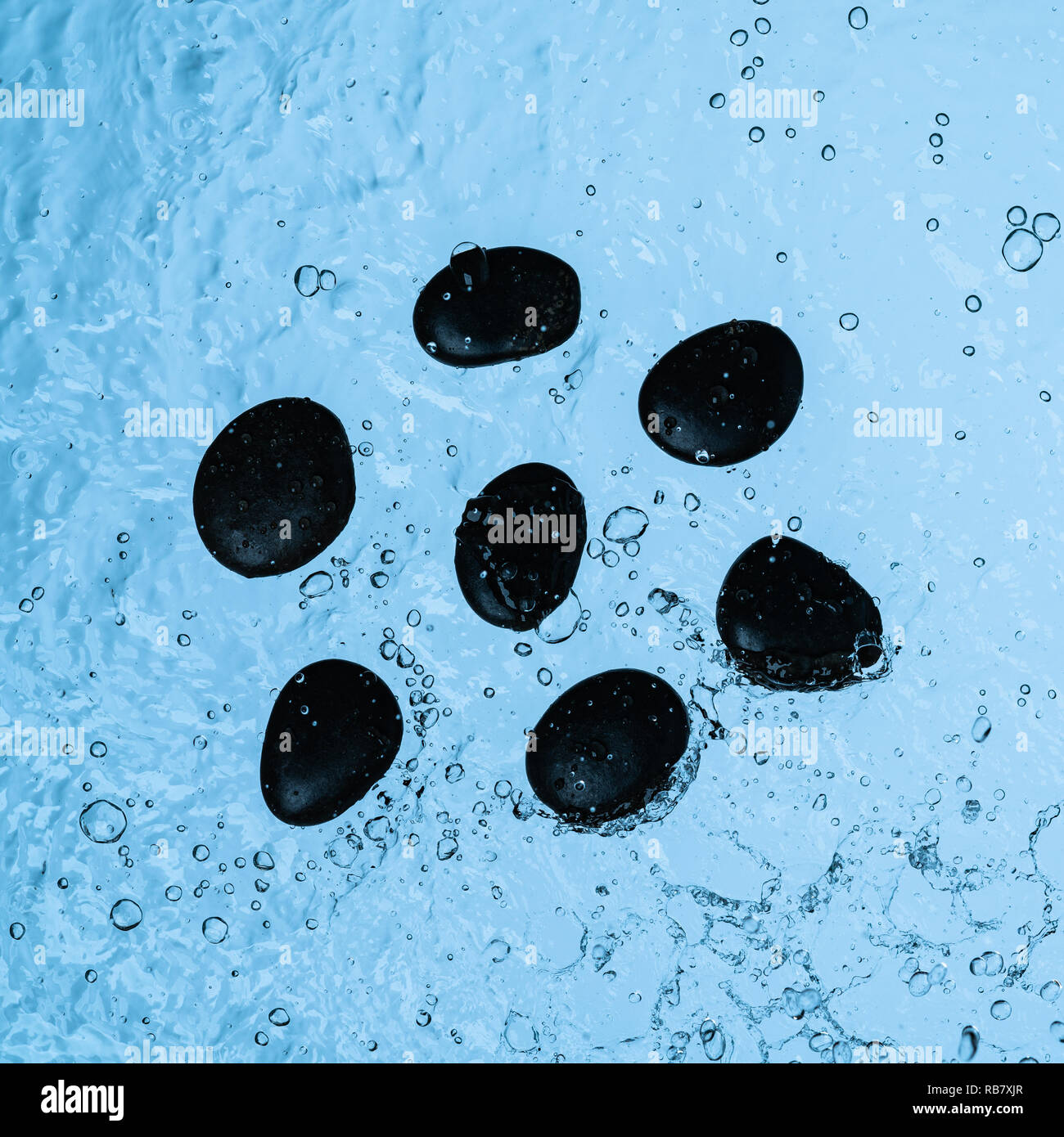 Zen stone frozen High Resolution Stock Photography and Images - Alamy