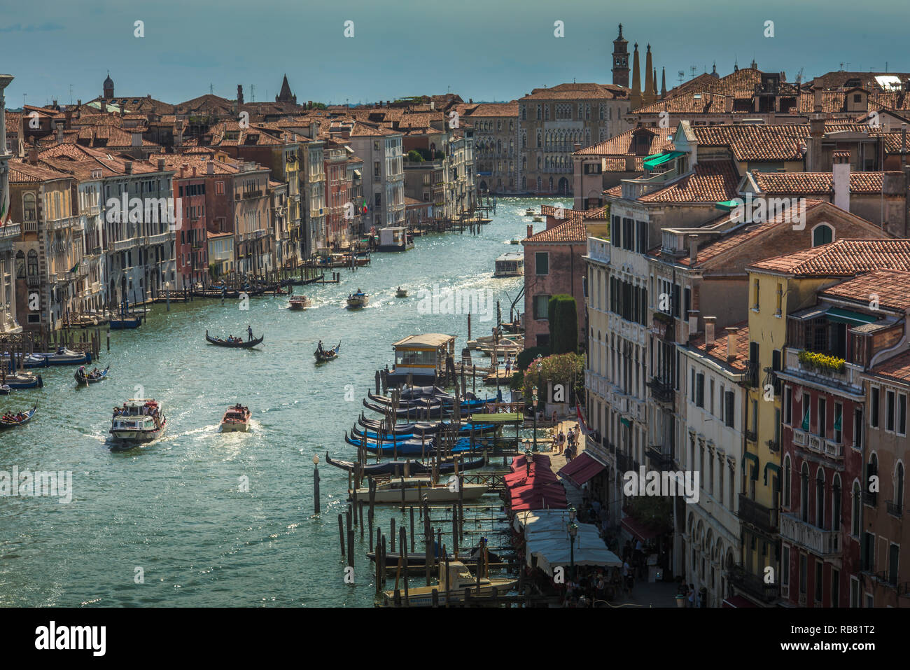 Canal view from above hi-res stock photography and images - Alamy