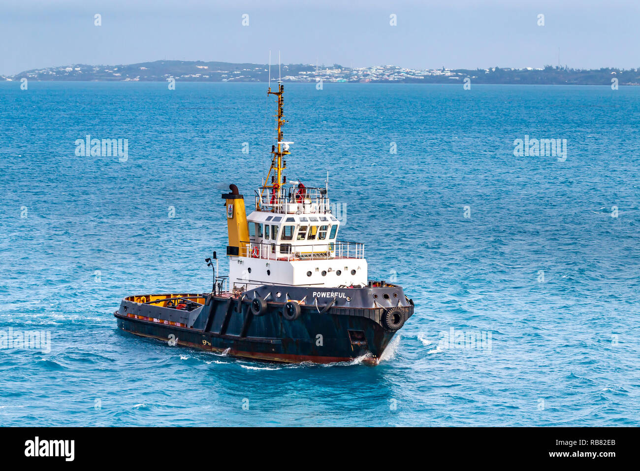 Powerful tug boat hi-res stock photography and images - Alamy