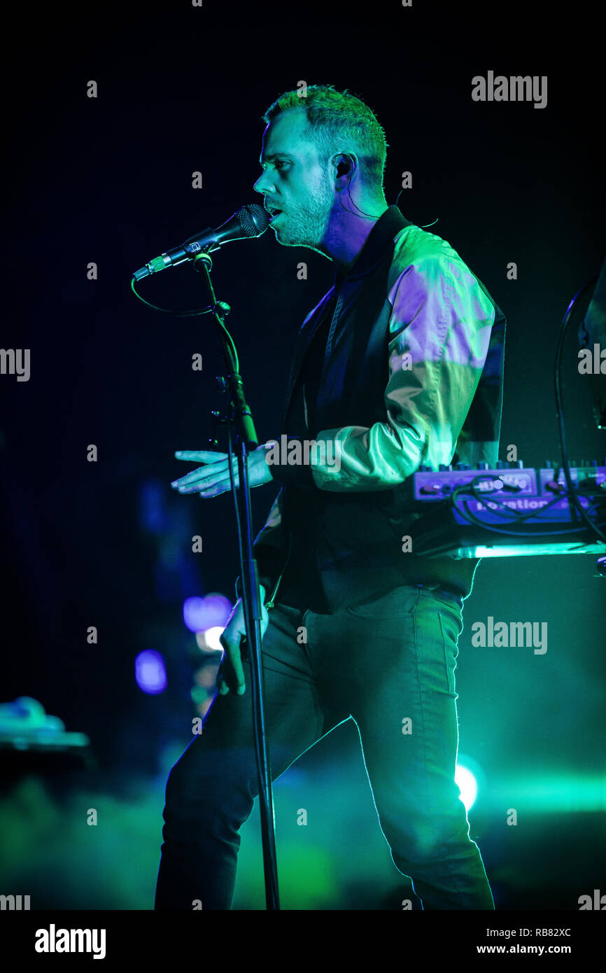 Anthony Gonzalez M83 Girlfriend