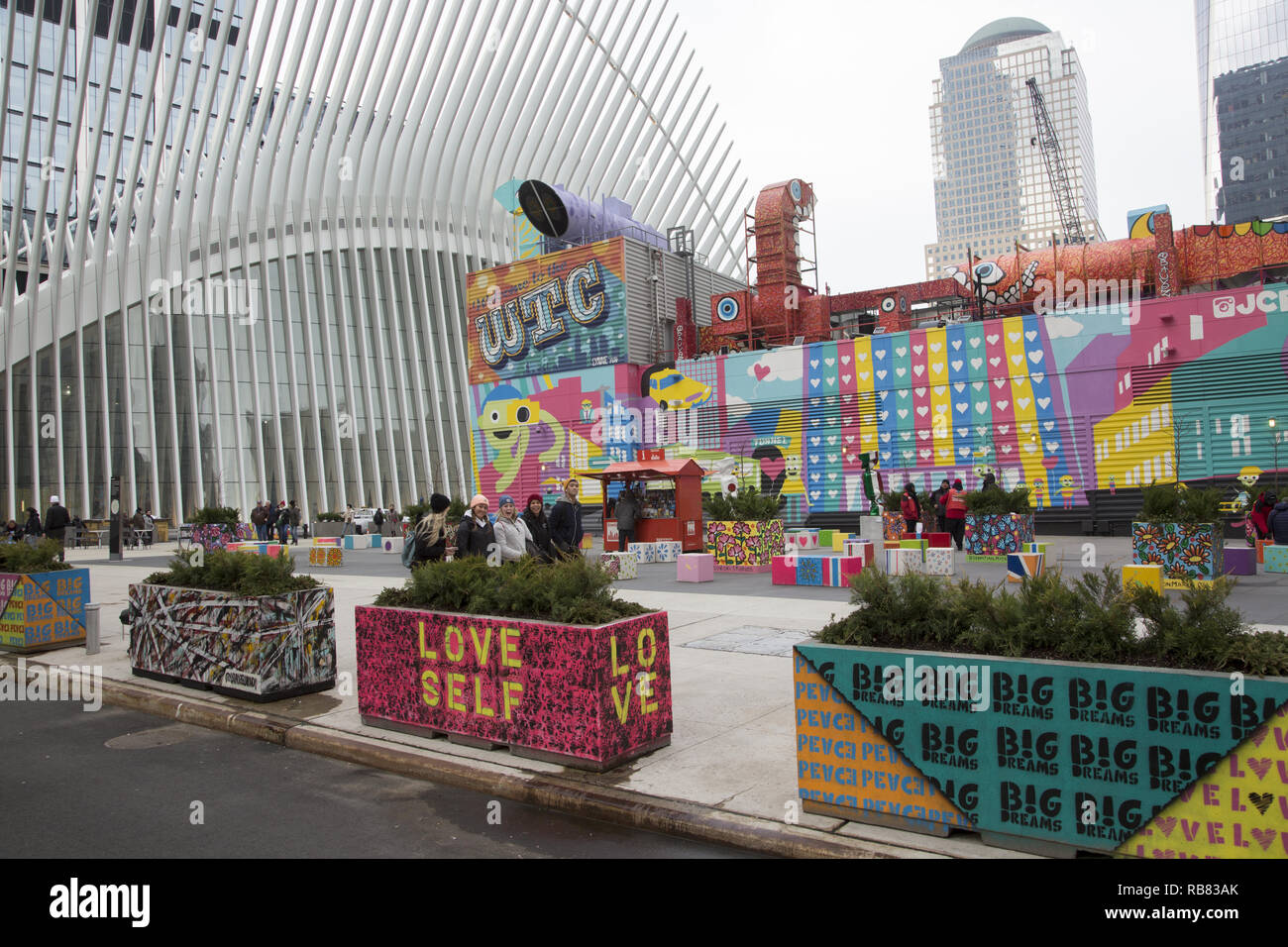 World rade Center site with the Oculus Mall in the background Stock ...