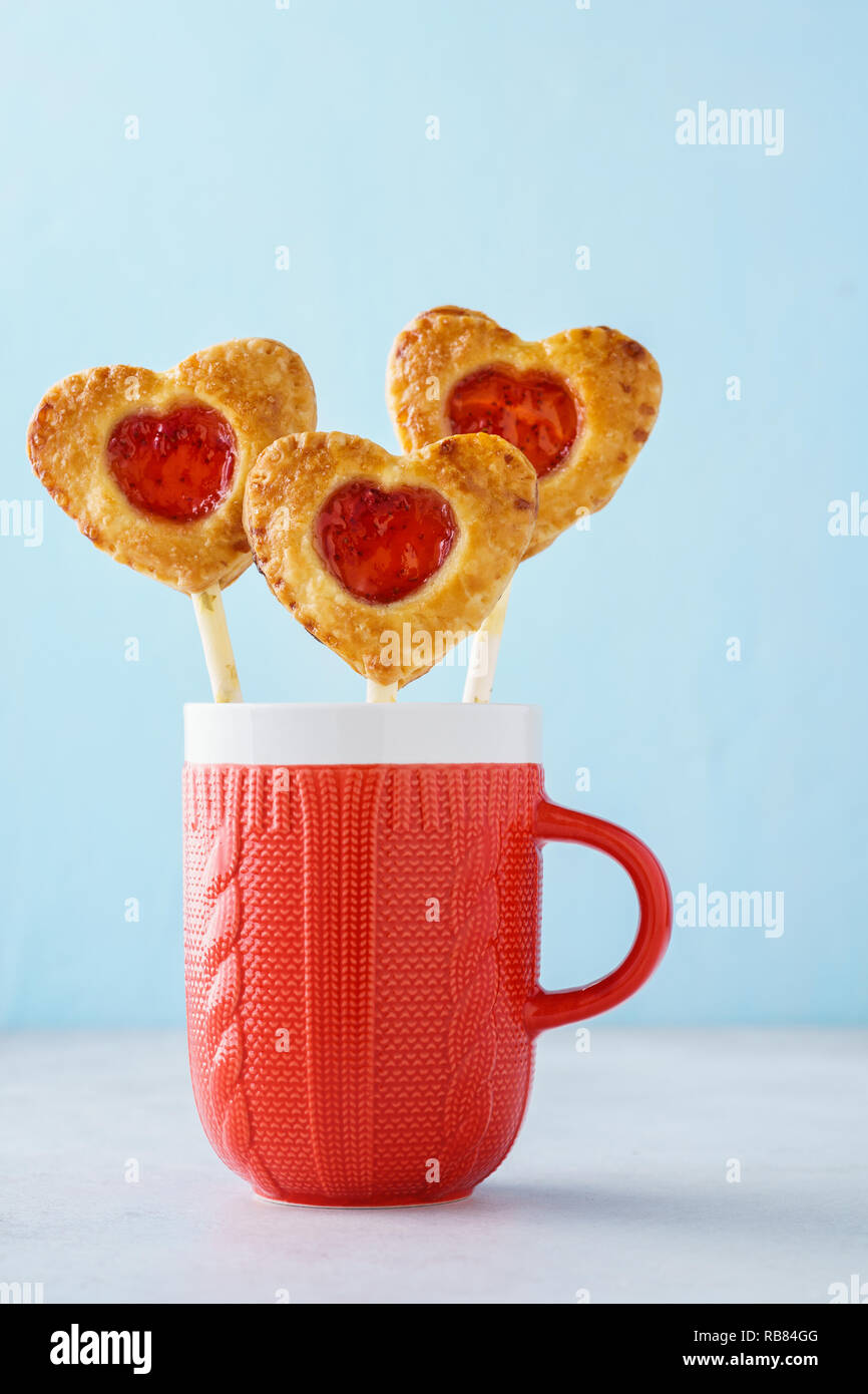 Pie on a stick hi-res stock photography and images - Alamy