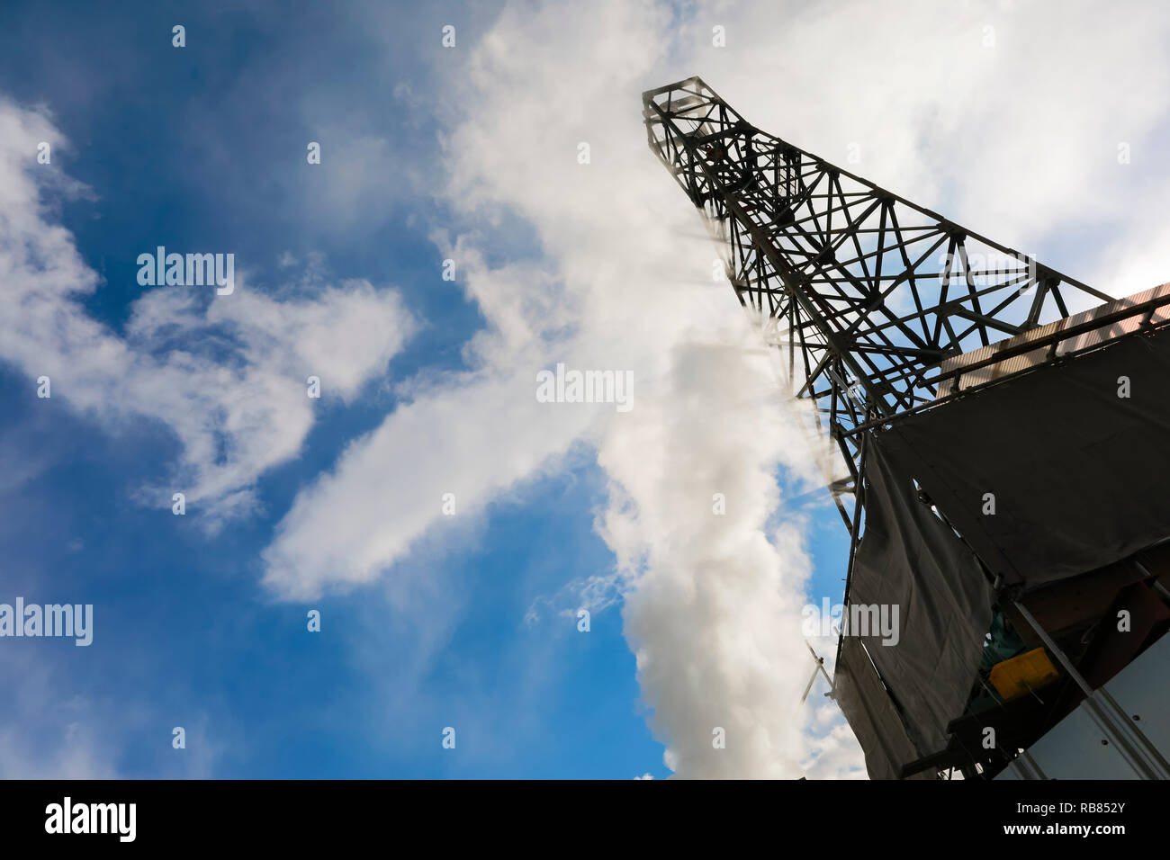 Geothermal power plant construction hi-res stock photography and images ...