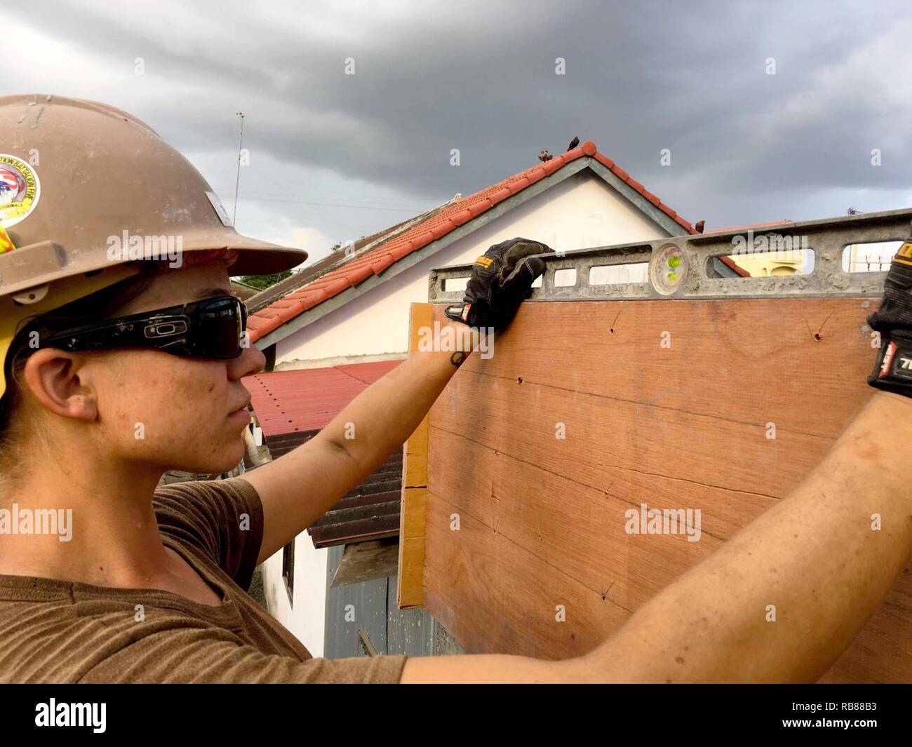 KRAU KOL, Cambodia (Dec. 7, 2016) Engineering Aide 2nd Class Viktoria ...
