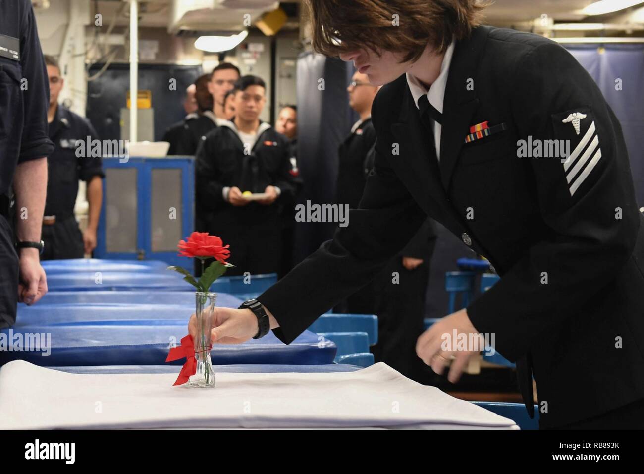 MEDITERRANEAN SEA (Dec. 8, 2016) - Seaman Amy P. Peterson places a red ...