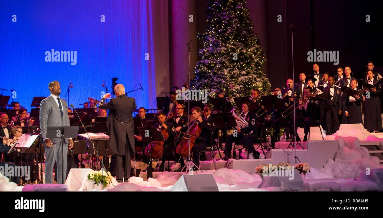 The United States Air Force Band played its annual holiday concert for ...