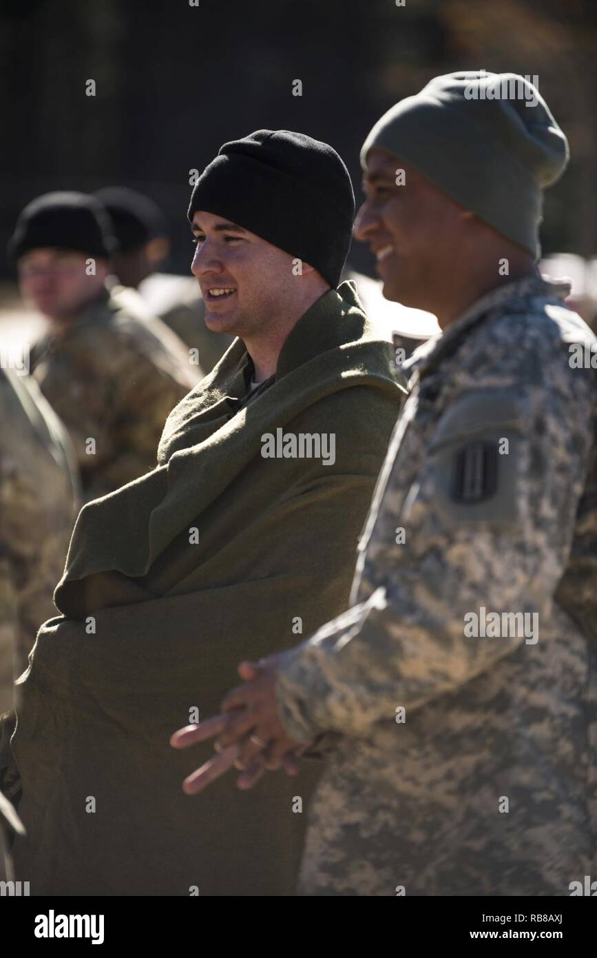 Soldiers participating in the Rubicon Command Team Challenge with the ...