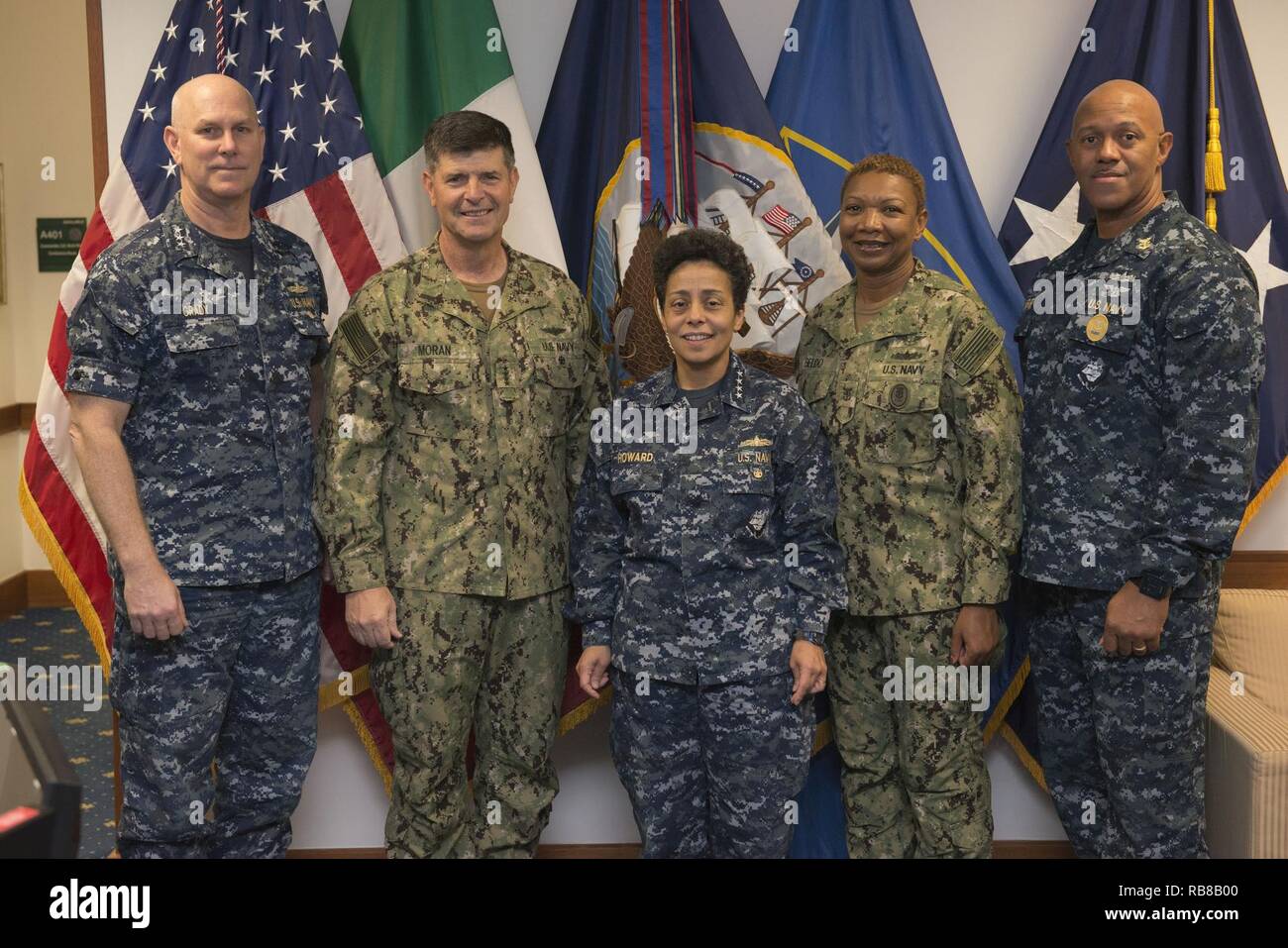 Fleet master chief april beldo right hi-res stock photography and ...