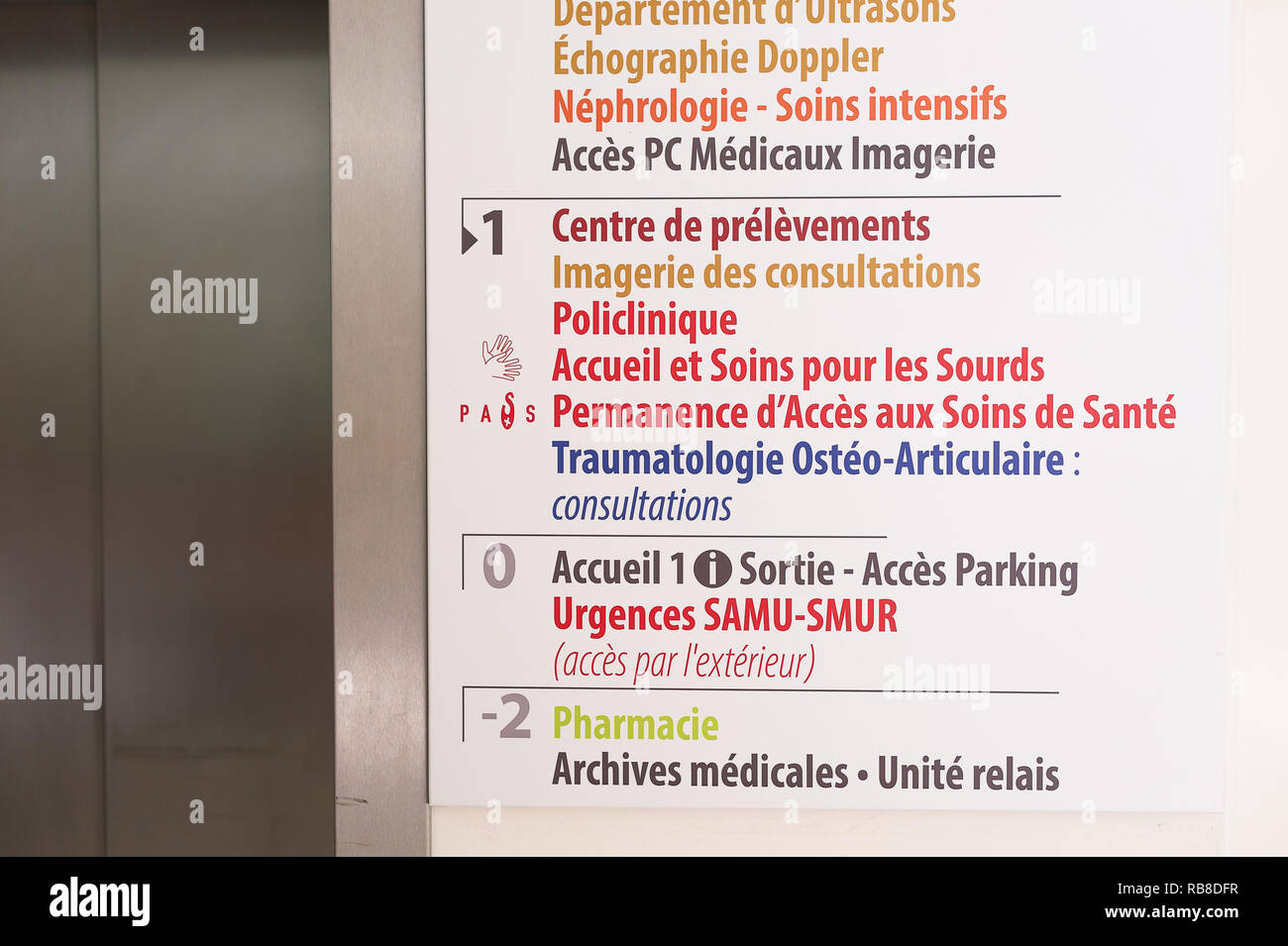 Deaf sign language care hi-res stock photography and images - Alamy