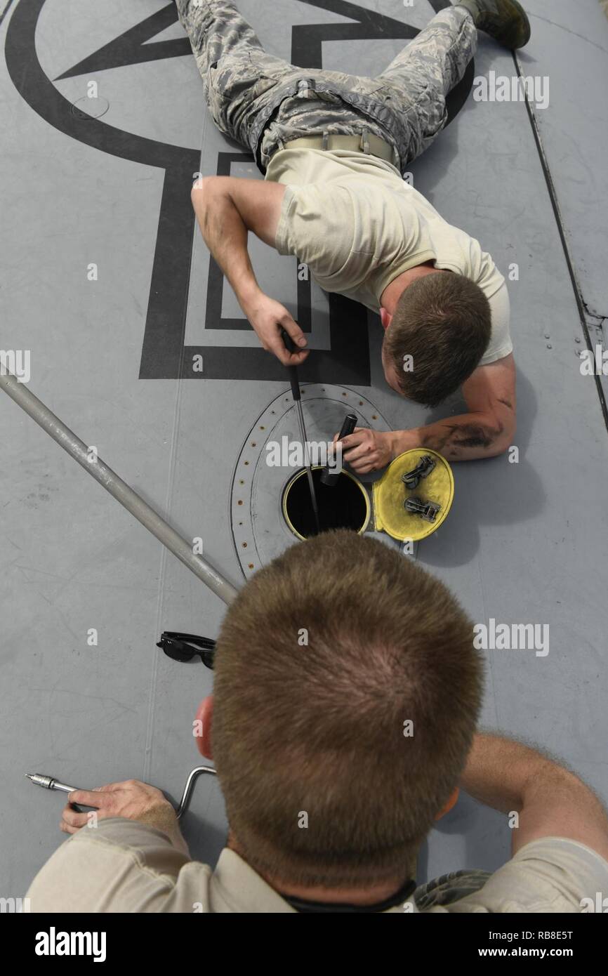 374 engine hi-res stock photography and images - Alamy