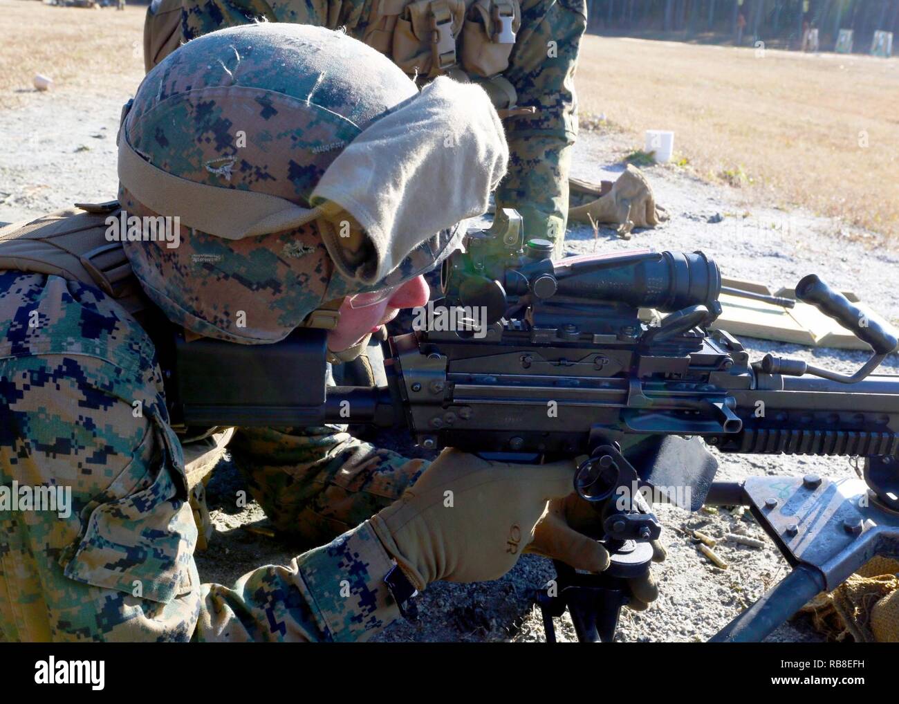 M240b squad automatic weapon hi-res stock photography and images - Alamy