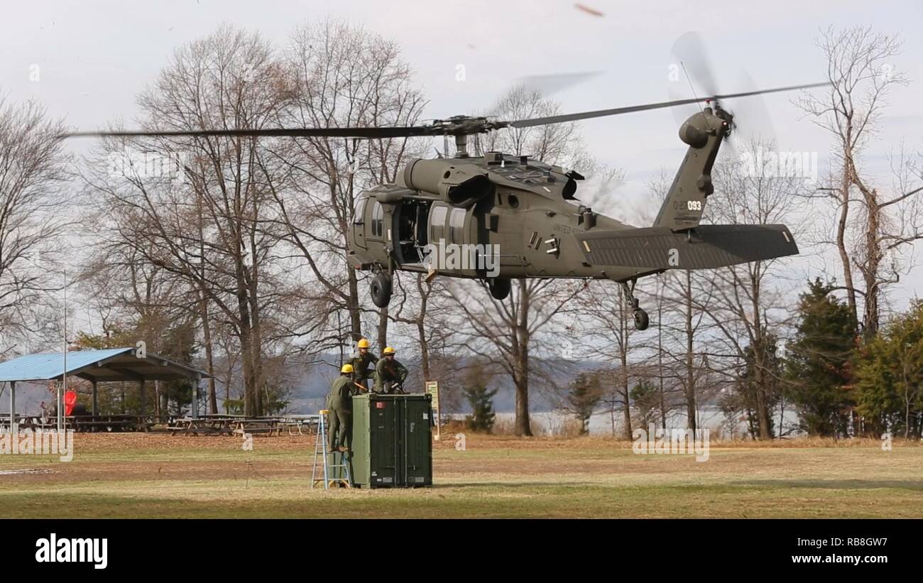 Embarkation specialist Marines with Chemical Biological Incident ...