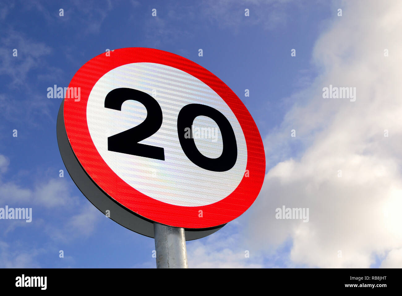 Twenty 20 mph mile per hi-res stock photography and images - Alamy