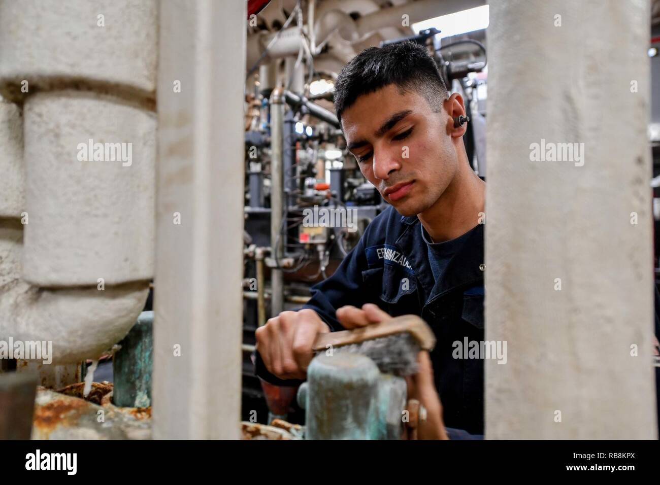 ATLANTIC OCEAN (Dec. 16, 2016) - Petty Officer 3rd Class Hesam ...