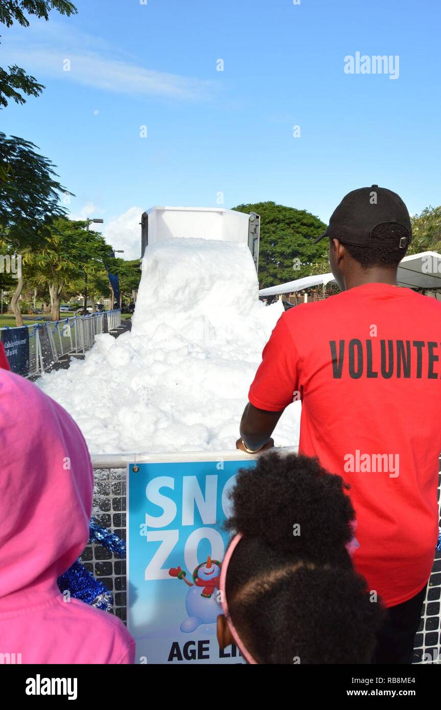 Aliamanu hi-res stock photography and images - Alamy