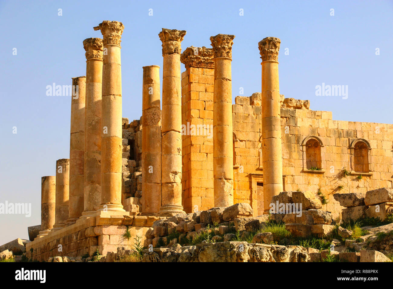 Zeus temple jerash jordan hi-res stock photography and images - Alamy