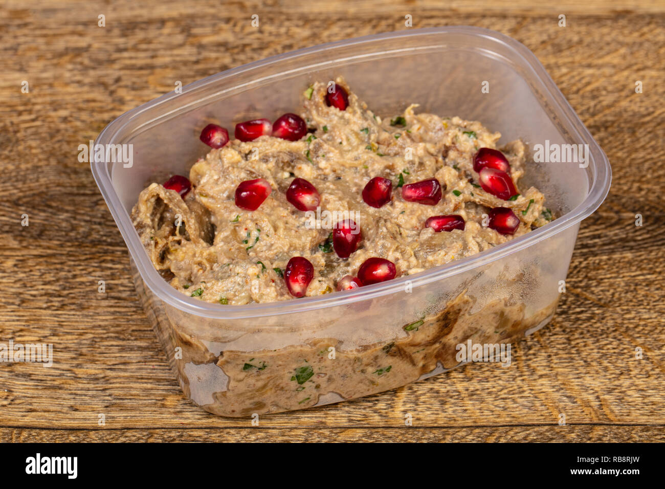 Georgian traditional Satsivi with chicken and nuts Stock Photo - Alamy