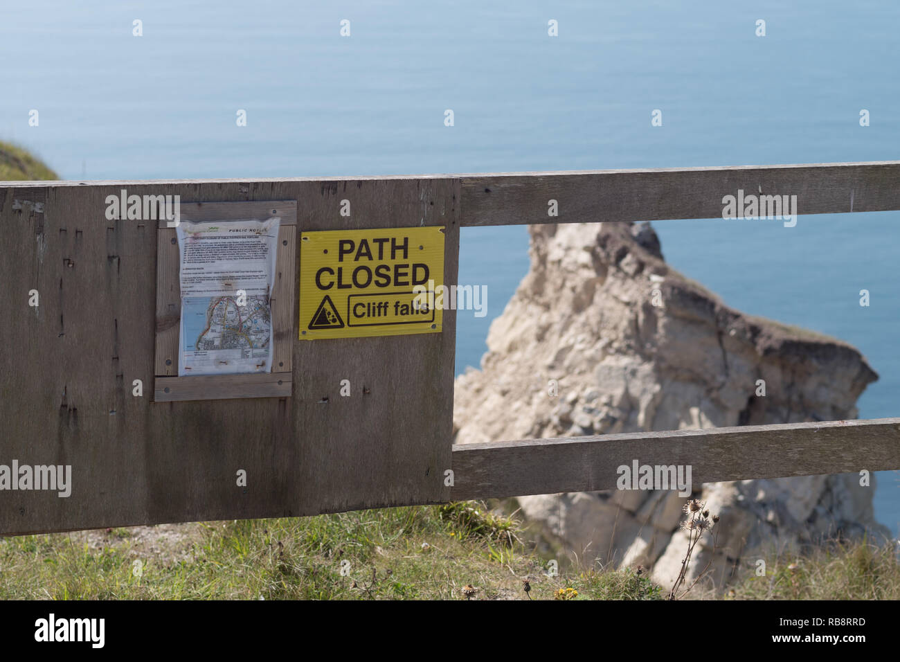 Path closed sign Portland, Dorset Stock Photo - Alamy
