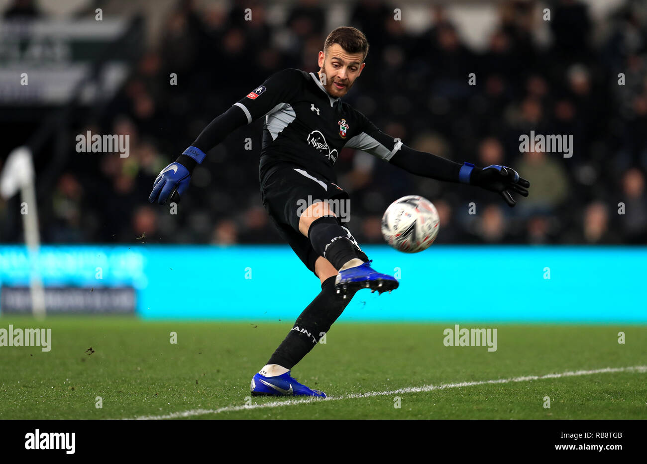 Southampton goalkeeper Angus Gunn Stock Photo - Alamy