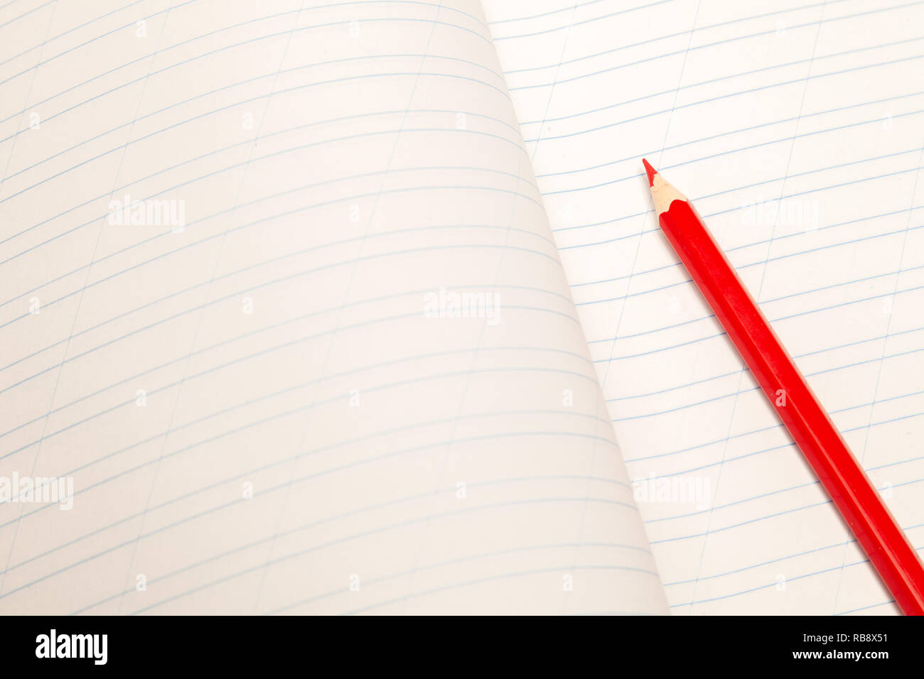 Notepad notes red sheets hi-res stock photography and images - Alamy