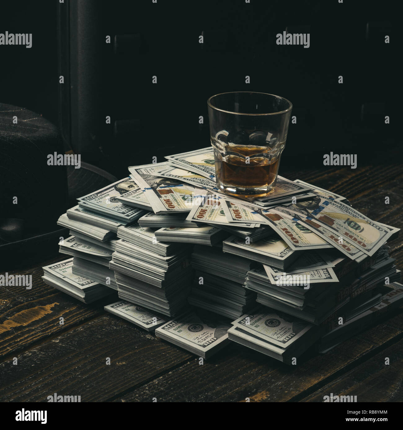 Mafia money hi-res stock photography and images - Alamy