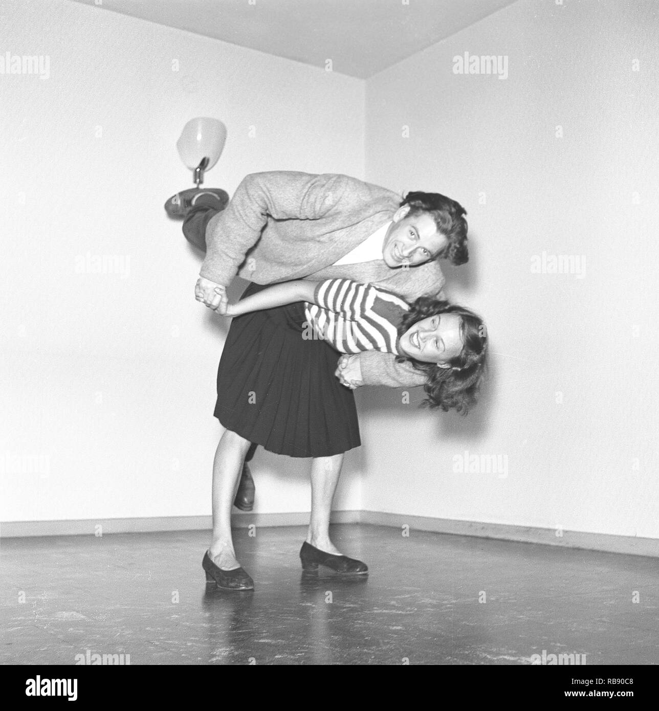 1940s dance american soldiers hi-res stock photography and images - Alamy