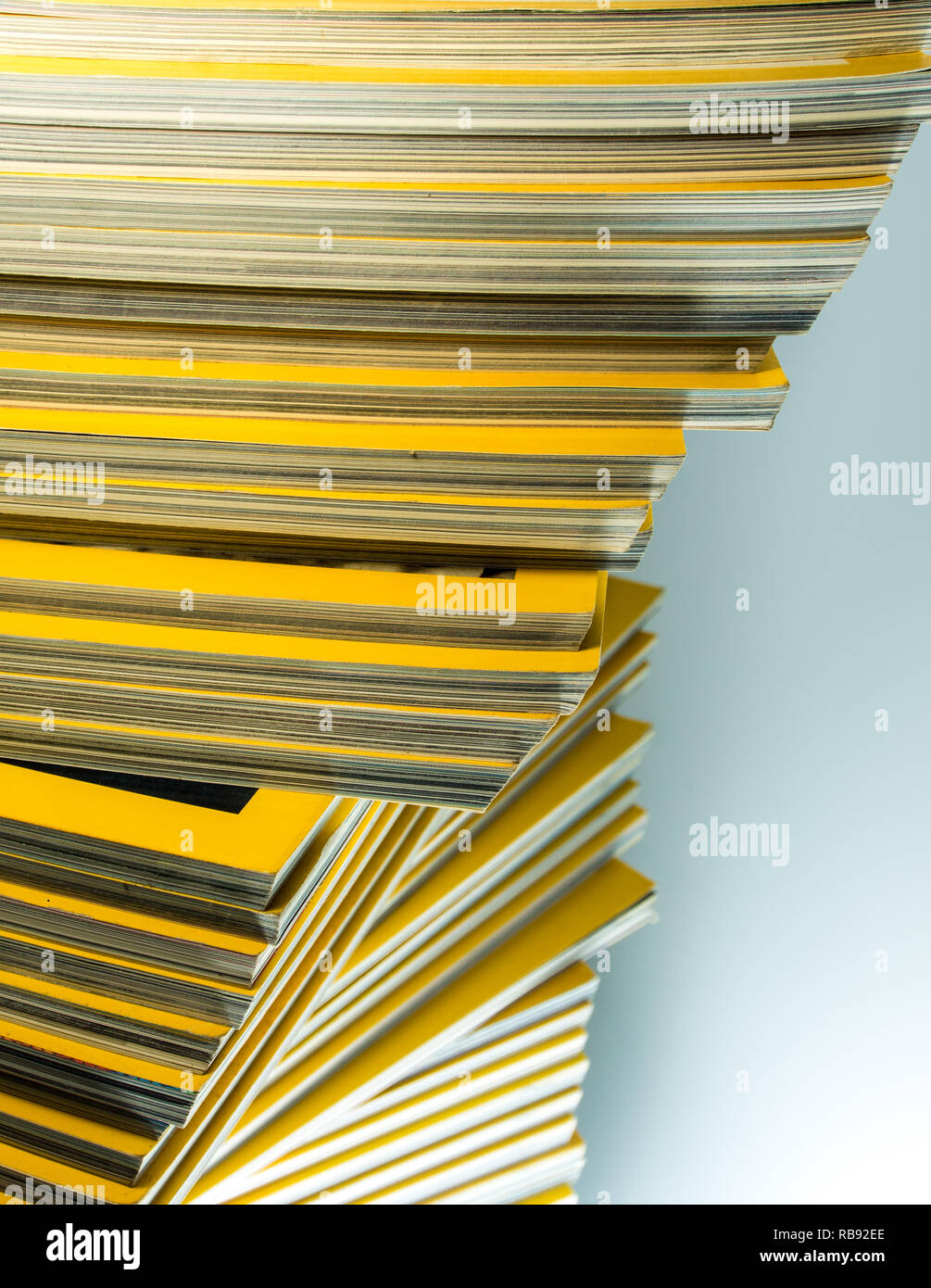 Yellow journalism hi-res stock photography and images - Alamy