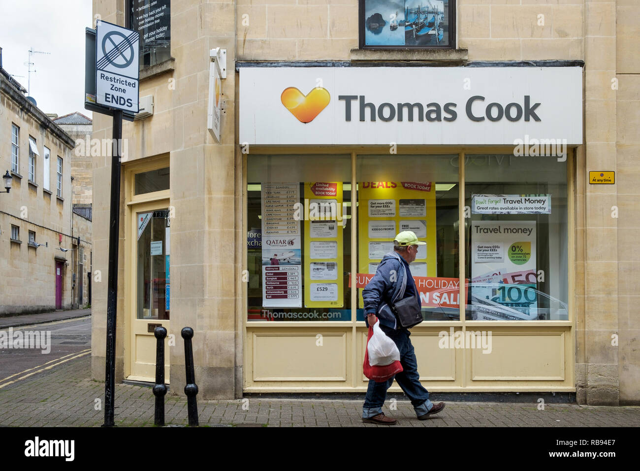 High street travel agents hi-res stock photography and images - Alamy