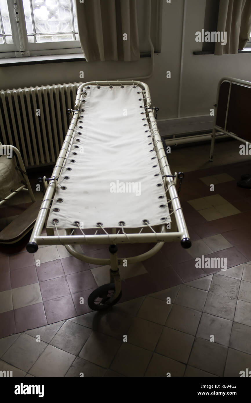 Old hospital beds, detail of old hospital for patients Stock Photo - Alamy