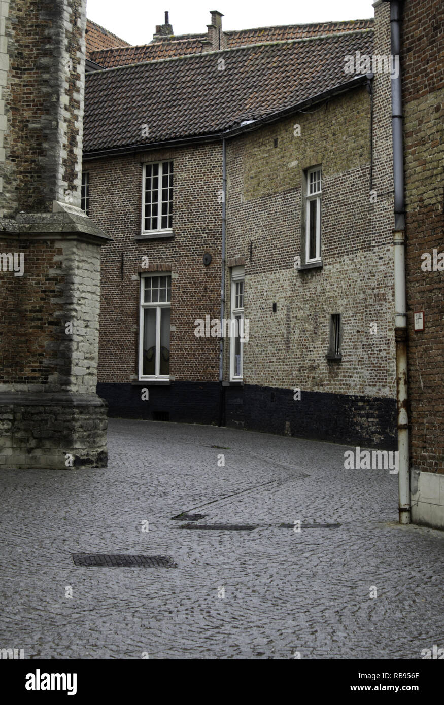 Typical Dutch house, detail of European city Stock Photo - Alamy